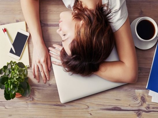 「worn out」の意味と発音「疲れた…」のバリエーション