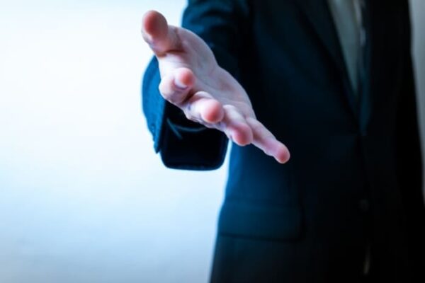 shall weとshall Iの意味と違い！答え方や言い換え表現など例文解説